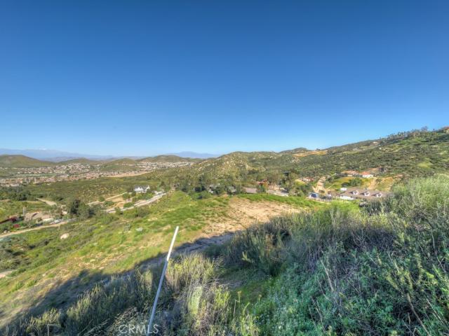 32465 Crooked Arrow Dr, Wildomar, CA 92595 | MLS #SW26049