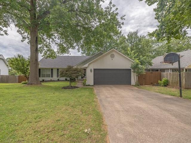 3246 N Autumn Ct, Fayetteville, AR 72703