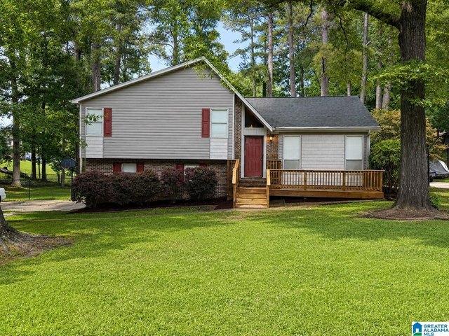 3246 Edenburg Dr, Hueytown, AL 35023