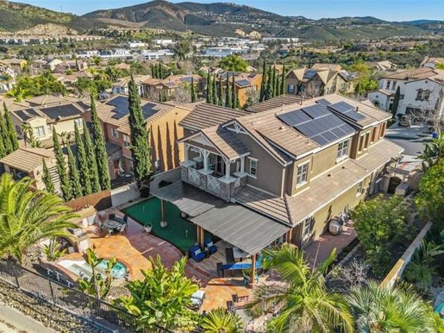 3246 Sitio Avellana, Carlsbad, CA 92009