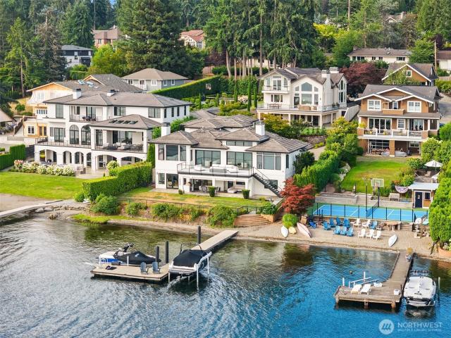 3246 W Lake Sammamish Parkway NE
