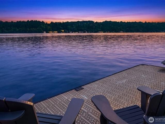 3246 W Lake Sammamish Pkwy NE, Redmond, WA 98052
