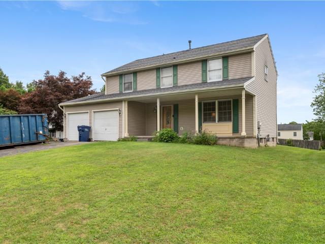 3246 Woodfield Drive