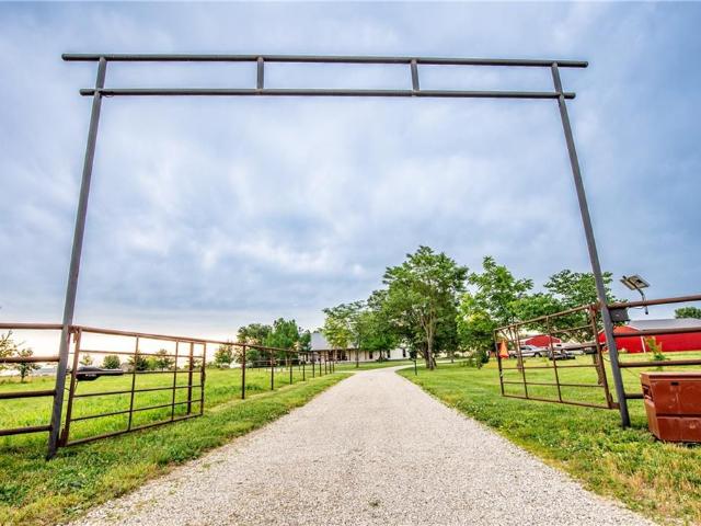 3247 Oregon Road