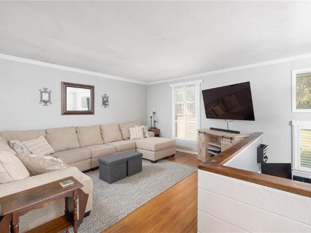 3247 Clearview Drive SW