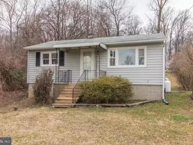 3247 UPPER VALLEY RD, PARKESBURG, PA 19365 Single Family Resid.