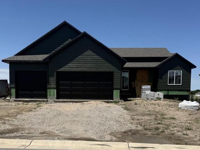 3248 N Bedford Ct, Wichita, KS 67226