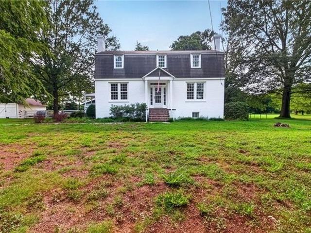 3248 Battlefield Blvd S, Chesapeake, VA 23322