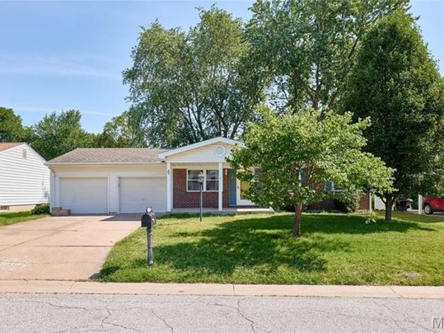 3248 Janton Ln, Saint Charles, MO 63301