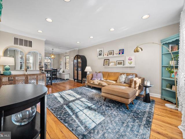 3248 S Utah St, Arlington, VA 22206 | Compass