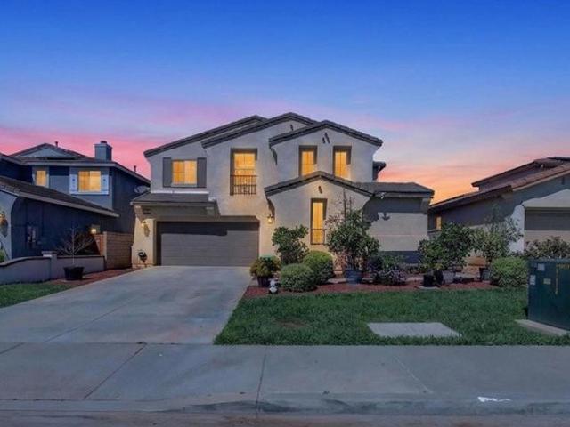 32492 Safflower St, Winchester, CA 92596