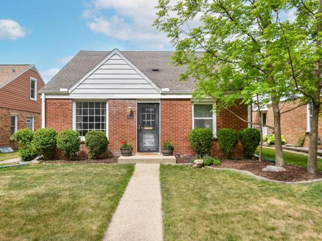 3249 N 79th St, Milwaukee, WI 53222