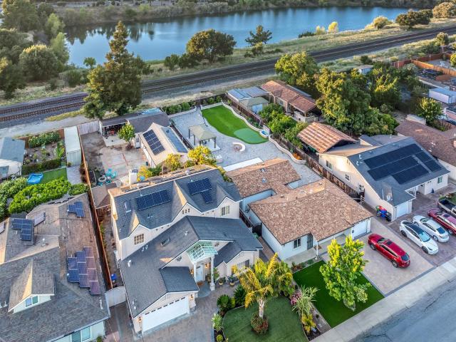 3249 Greenwood Dr