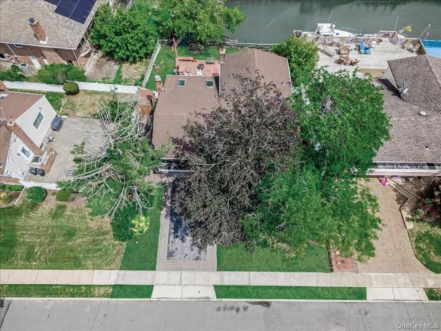 3249 Wolfson Dr, Baldwin, NY 11510 | MLS #910778 | Compass