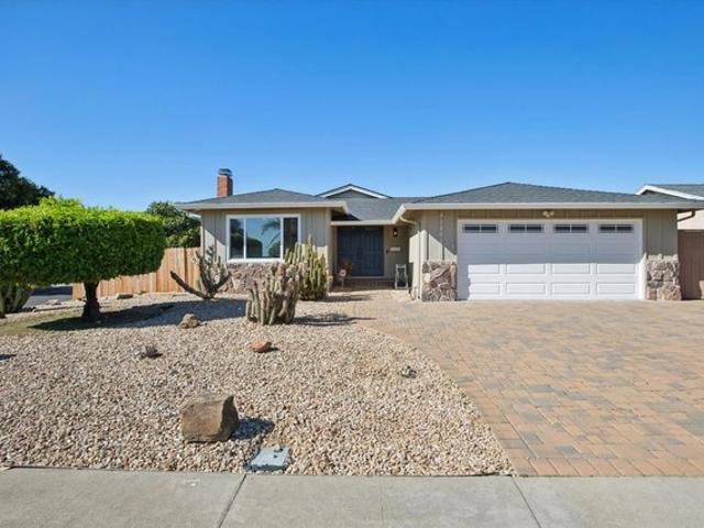 32402 Rutherford Ln, Union City, CA 94587