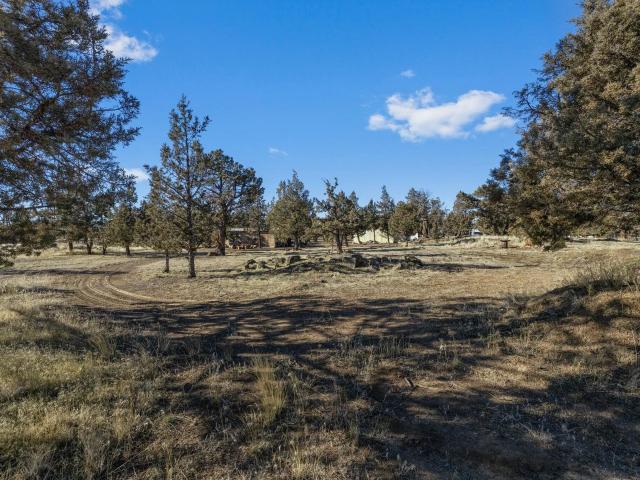 3240 NE 21st Drive