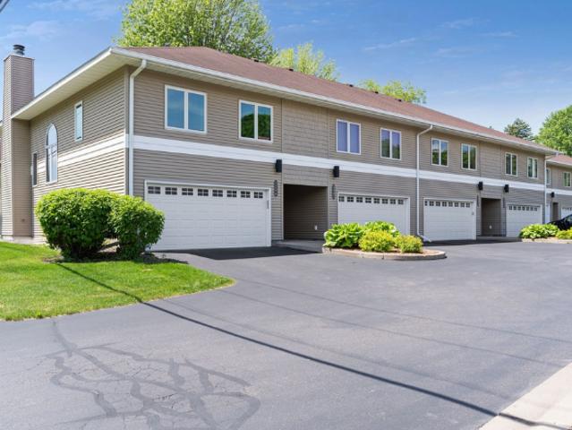 3240 Old Highway 8