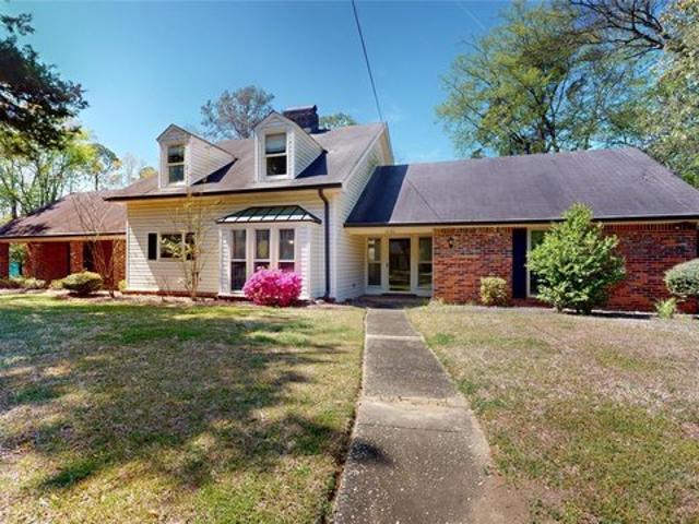 3240 Anne Arbor Pl, Montgomery, AL 36106