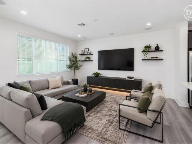 3240 Crecida Way, Carlsbad, CA 92010 | MLS #NDP2604