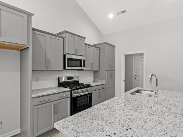 3240 Crooked Oak Dr