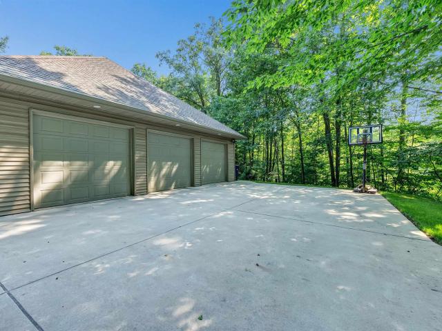 3240 crystal creek court