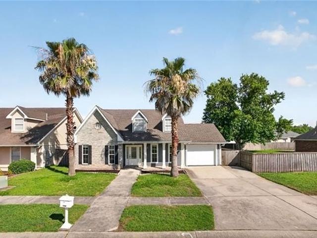 3240 Debouchel Blvd, Meraux, LA 70075
