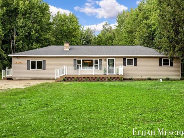 3240 E Riley Thompson Rd, Twin Lake, MI 49457
