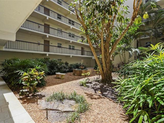 3240 Gulf of Mexico Dr, Unit B104, Longboat Key, FL 34228 | MLS #A4688 | Compass