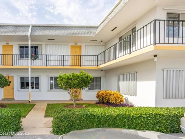 3240 Lake Osborne Dr #106, Lake Worth, FL 33467