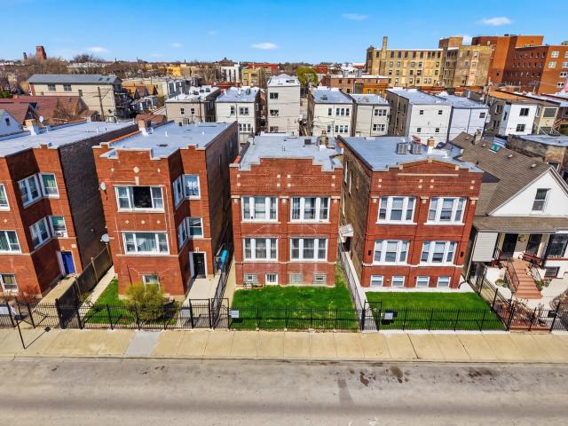 3240 W Cortez St, Chicago, IL 60651 | MLS #12618 | Compass