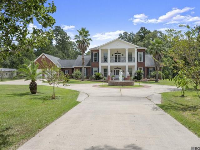 32416 Briarwood Rd, Walker, LA 70785