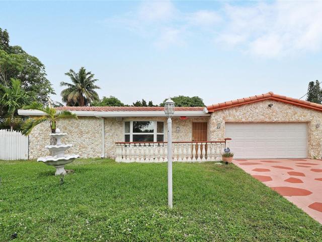3241 NW 40th St, Lauderdale Lakes, FL 33309 | MLS #A11961 | Compass