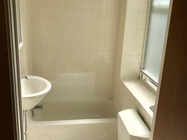 3241 N Broadway Street 2 Bedroom Apartment for Rent at 3241 N Broadway St, Chicago, IL 60657 Lakeview