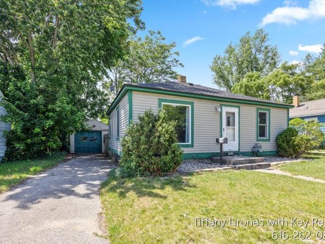 3241 Buchanan Ave SW, Grand Rapids, MI 49548