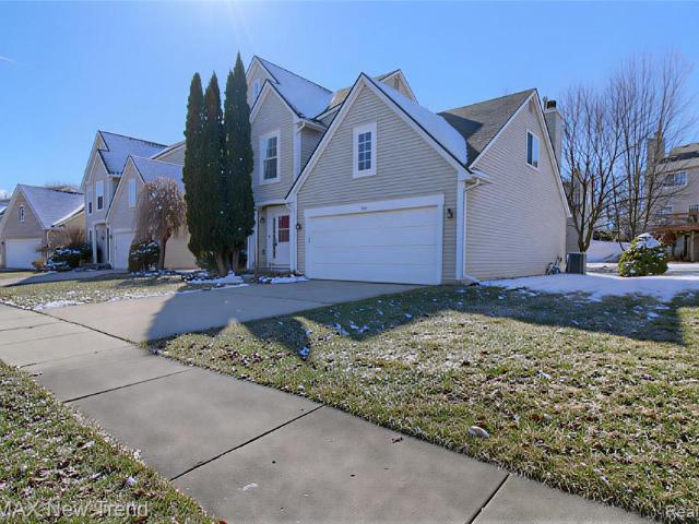 3241 Buckhorn Court
