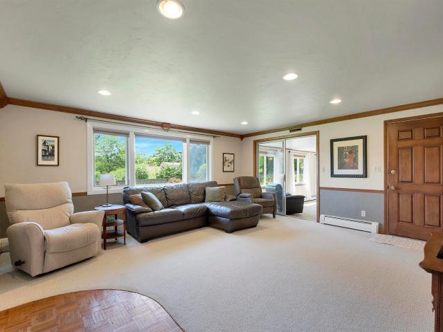 3241 bitters court