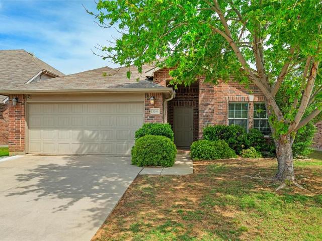 3241 Sadie Trail, Fort Worth, TX 76137 | MLS #21235 | Compass