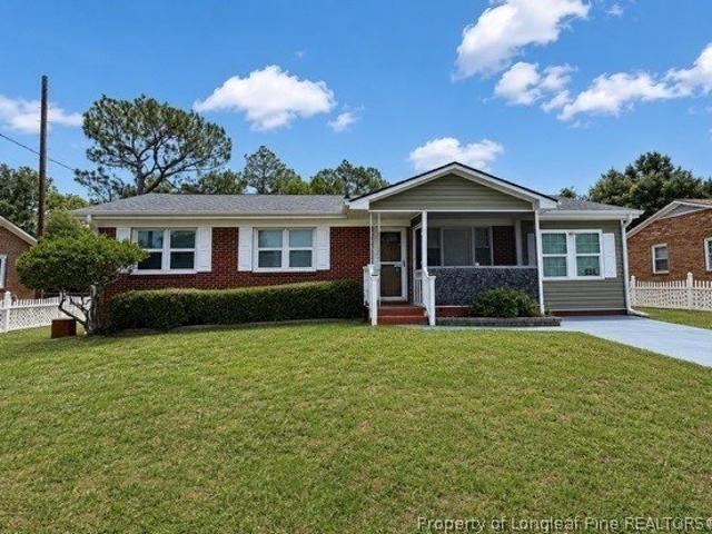 3241 Vardaman Ave, Hope Mills, NC 28348