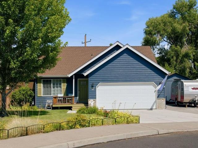 3242 NE Woodbury Ct, Bend, OR 97701