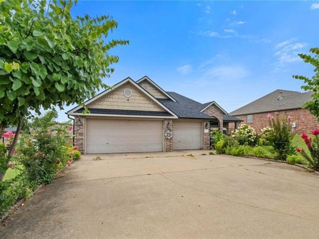 3242 Glenbrook Loop, Springdale, AR 72764