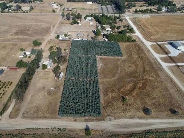 32430 Haleblian Rd, Menifee, CA 92584