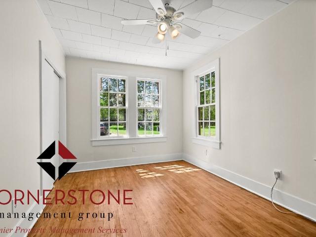 3243/3245 Ivanhoe Street 2 Bedroom Apartment for Rent at 3243/3245 Ivanhoe Street, Baton Rouge, LA 70802 Garden District