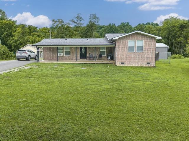 3243 Cherokee Dr, Morristown, TN 37814