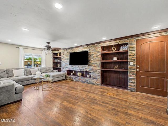3243 E Milton Rd, Tucson, AZ 85706