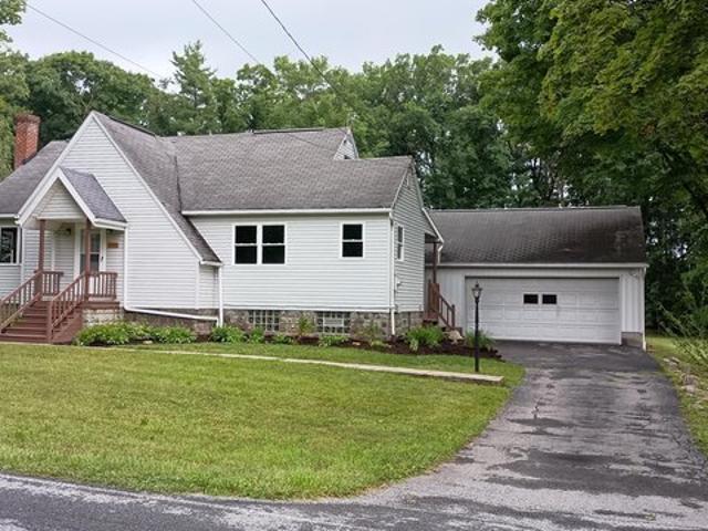 3243 Homers Gap Rd, Altoona, PA 16601