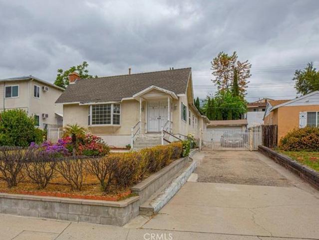 3243 Honolulu Ave, Glendale, CA 91214