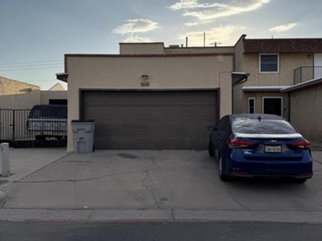 3243 Isla Morada Dr, El Paso, TX 79925