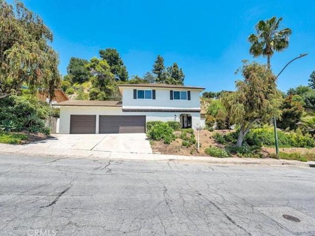 3243 Kirkham Dr, Glendale, CA 91206