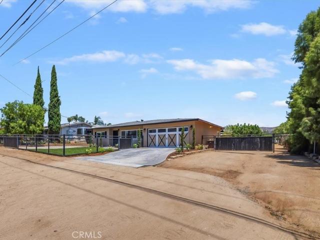 3243 Temescal