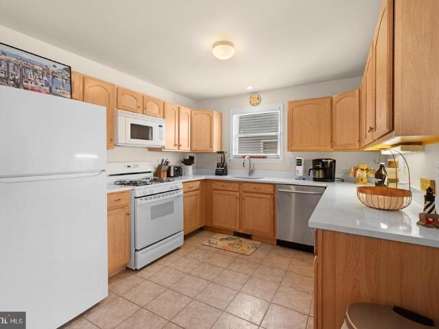 324 23Rd Avenue E # A